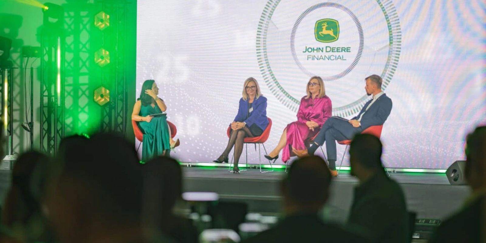 Ćwierć wieku John Deere Polska i 10 lat JD Financial w Polsce | John ...